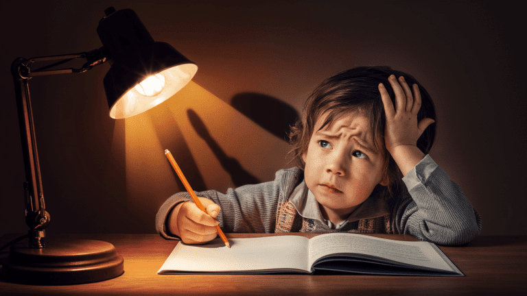 Mengenal Ciri-ciri Anak Disleksia dan Penyebabnya